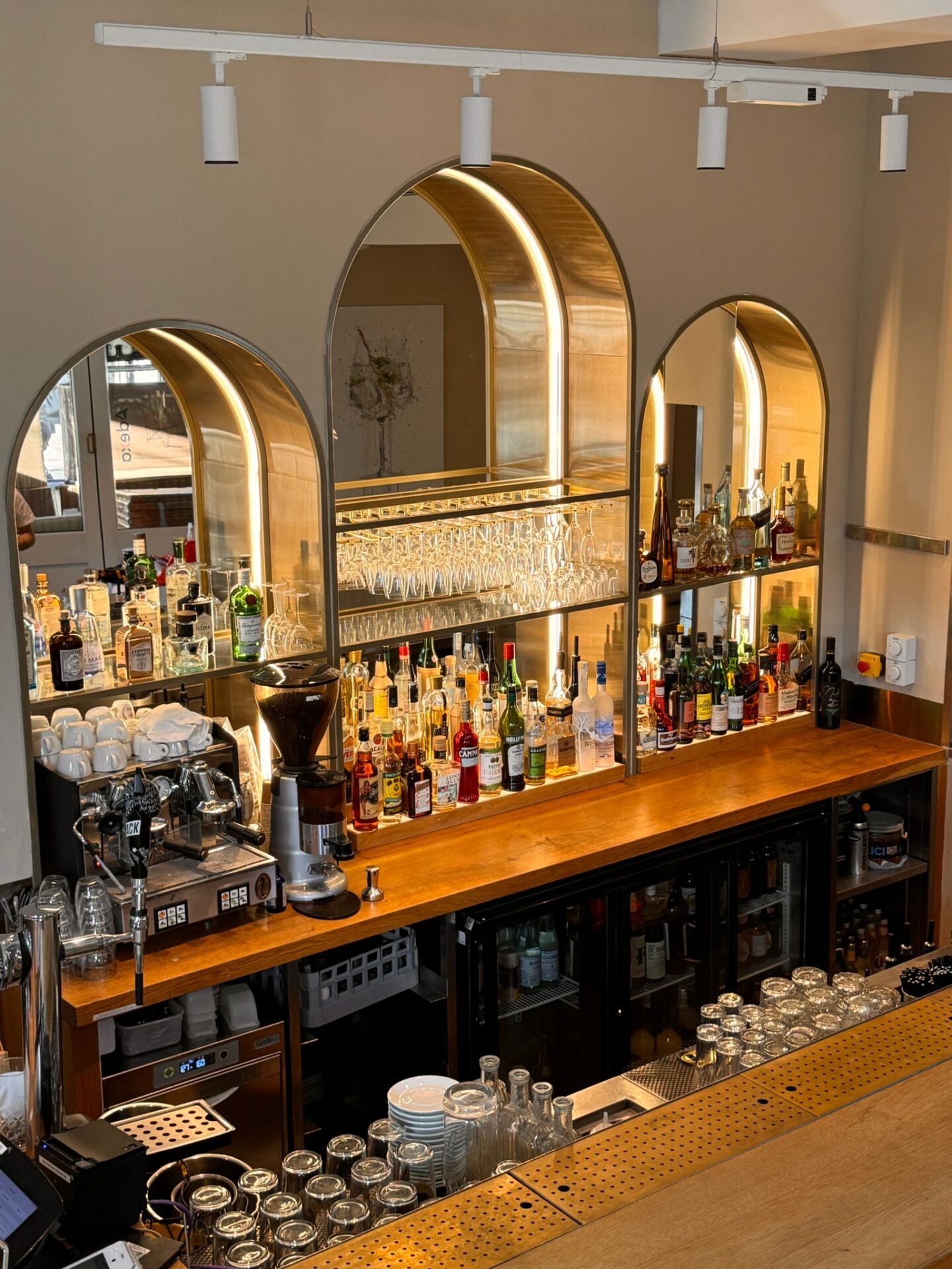 Portobello Road - Maramia Cafe London Palestinian Food